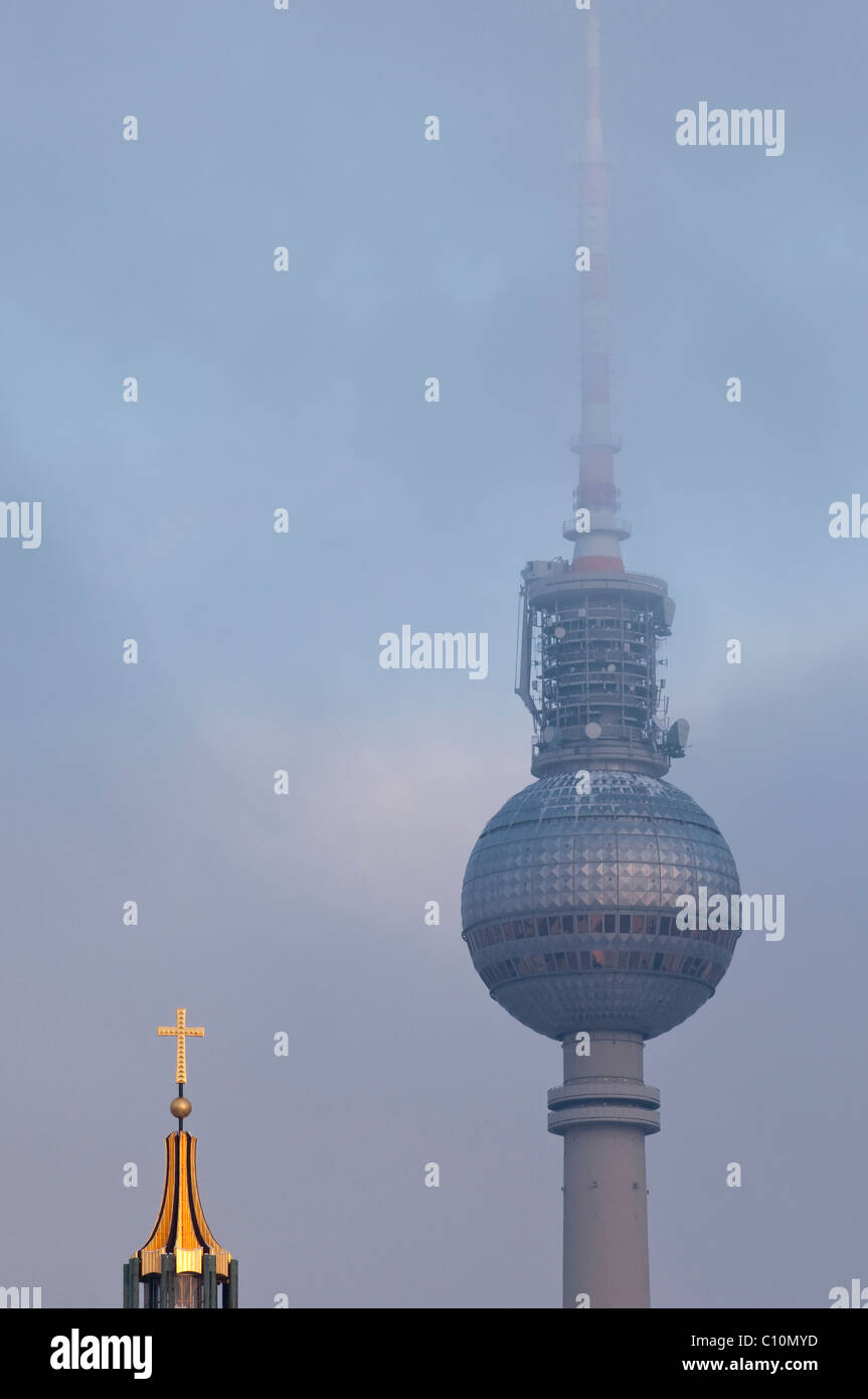 Dome cross hi-res stock photography and images - Alamy