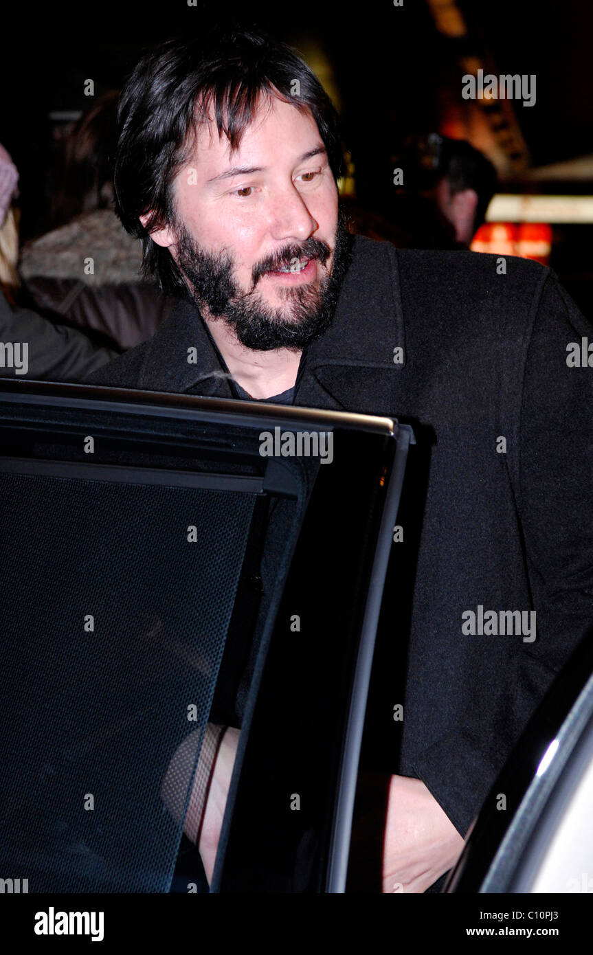 Keanu Reeves flying into Tegel Airport from London for the Berlin Film ...