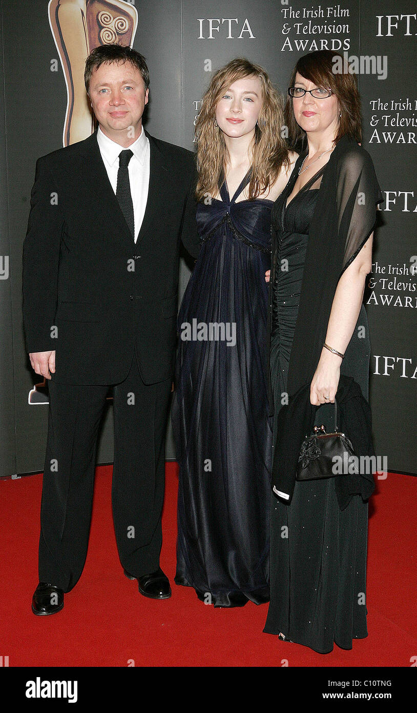 Saoirse Ronan, Paul Ronan, Monica Ronan Irish Film and Televison Awards ...