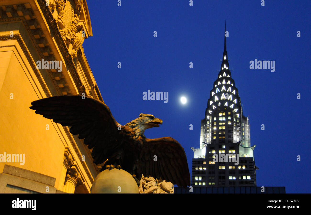 Chrysler building at dusk with nice twilight light and full moon; New ...