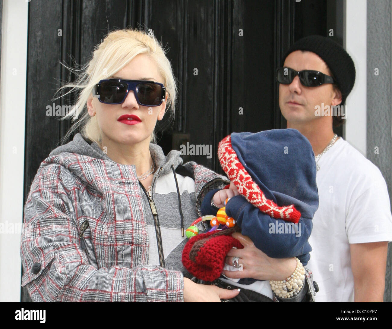 Gwen Stefani leaving her house in North London with son Zuma Rossdale ...