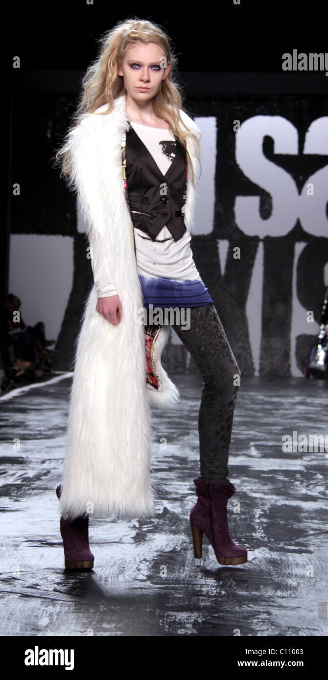 Miss germany 2009 hi-res stock photography and images - Alamy