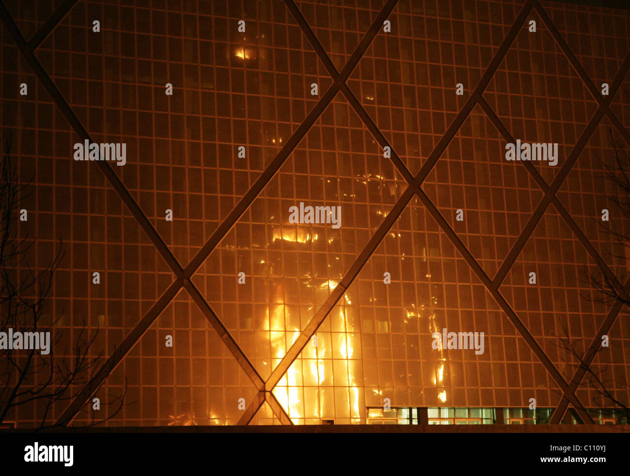 FIRE WRECKS HOTEL AT GRAND OPENING This is the dramatic moment a swanky ...