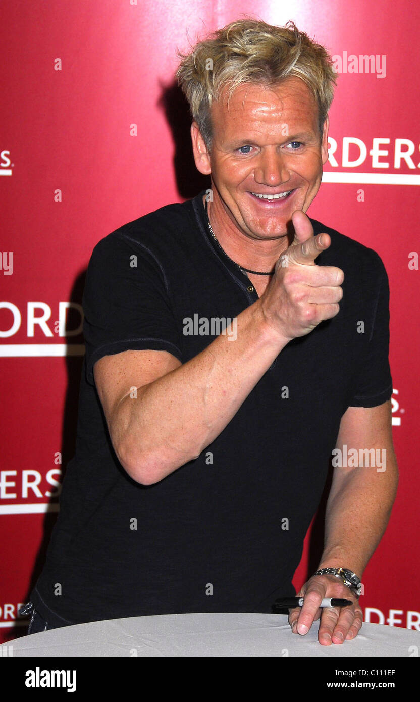Gordon Ramsay signing his new book 'Gordon Ramsey's Healthy Appetite ...