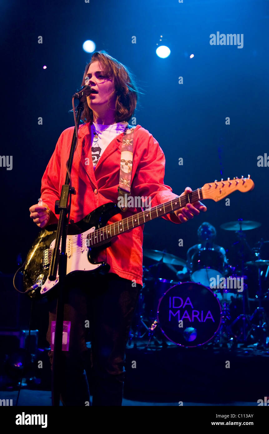 Ida Maria performing at the NME Shockwaves Award Show at Camden Town's ...