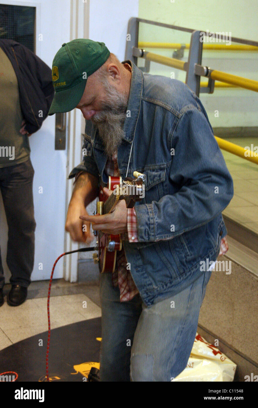Seasick Steve busking at Earl's Court underground staion before ...