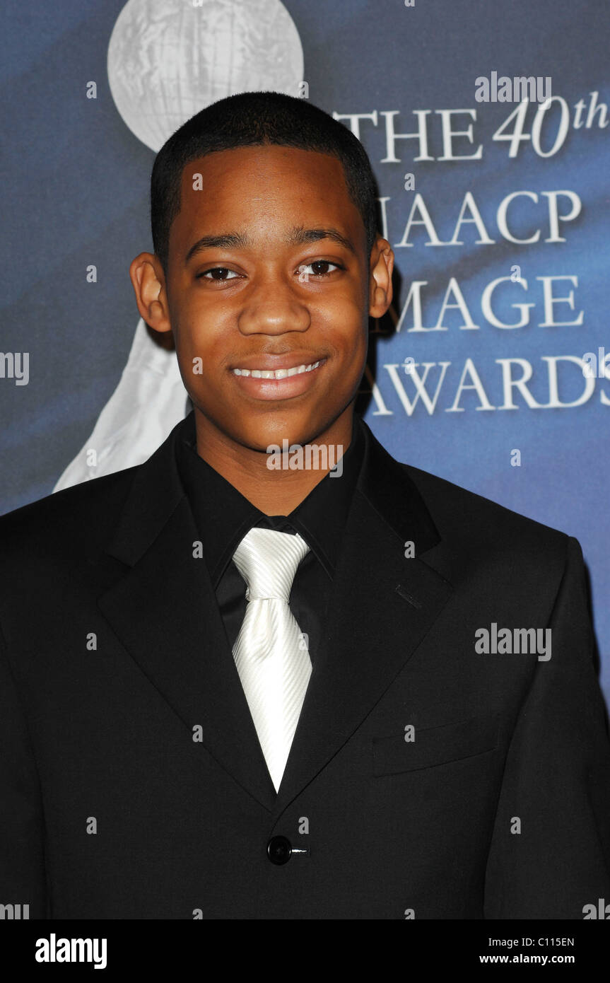 Tyler James Williams, 40th NAACP Image Awards held at the Shrine ...