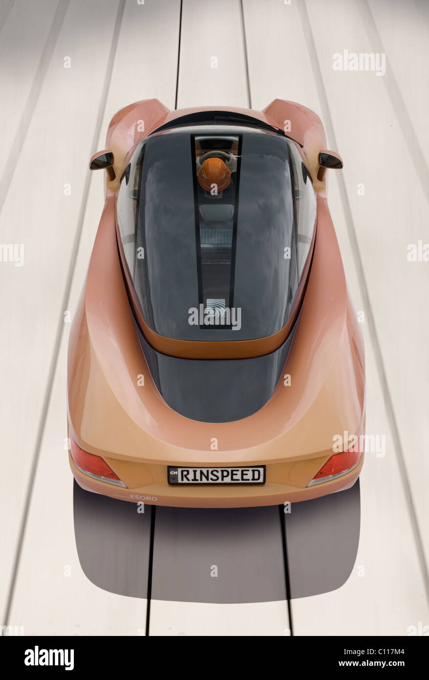 THE WORLD'S FIRST TRANSFORMERS CAR They say two's company and three's a ...