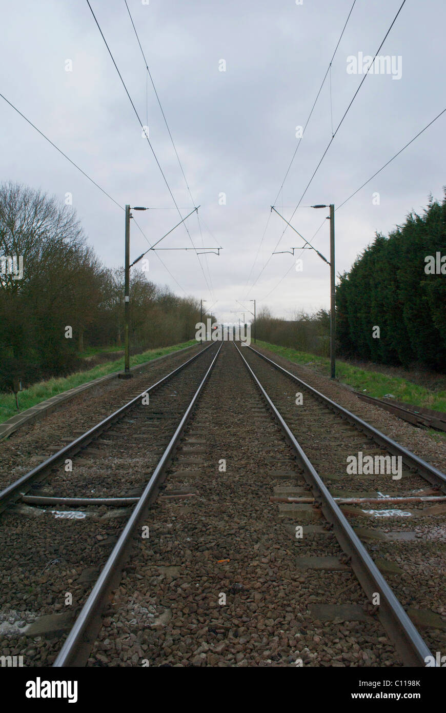 Train tracks running between Cheshunt and Broxbourne Stock Photo - Alamy