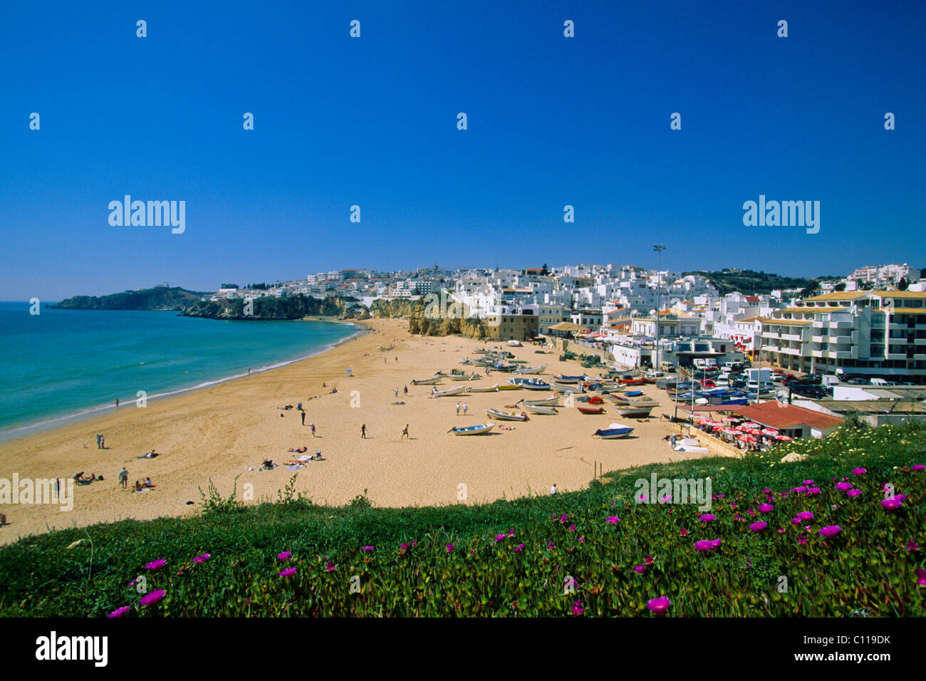 Albufeira sea beach hi-res stock photography and images - Alamy