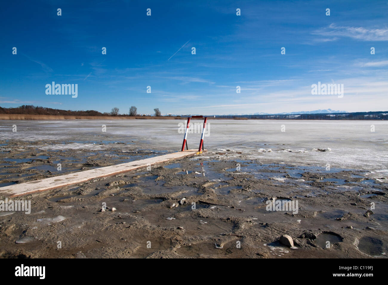 Frozen mud hi-res stock photography and images - Alamy