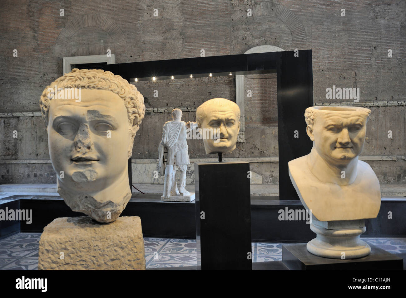 Exhibition on the Flavian imperial family in the Curia in the Roman ...