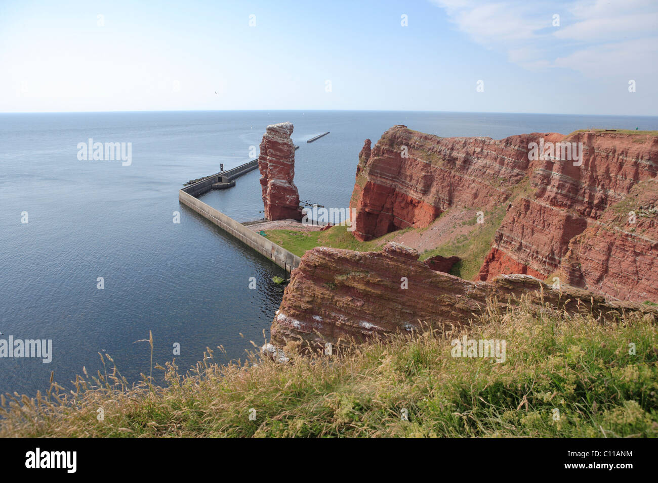 Cliffs and the Lange Anna rock, landmark of Heligoland island ...
