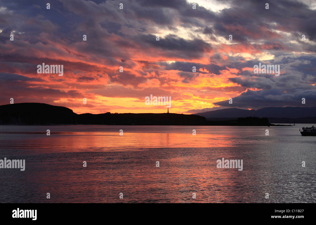 Sunset in the port of Oban, Scotland, United Kingdom, Europe Stock ...