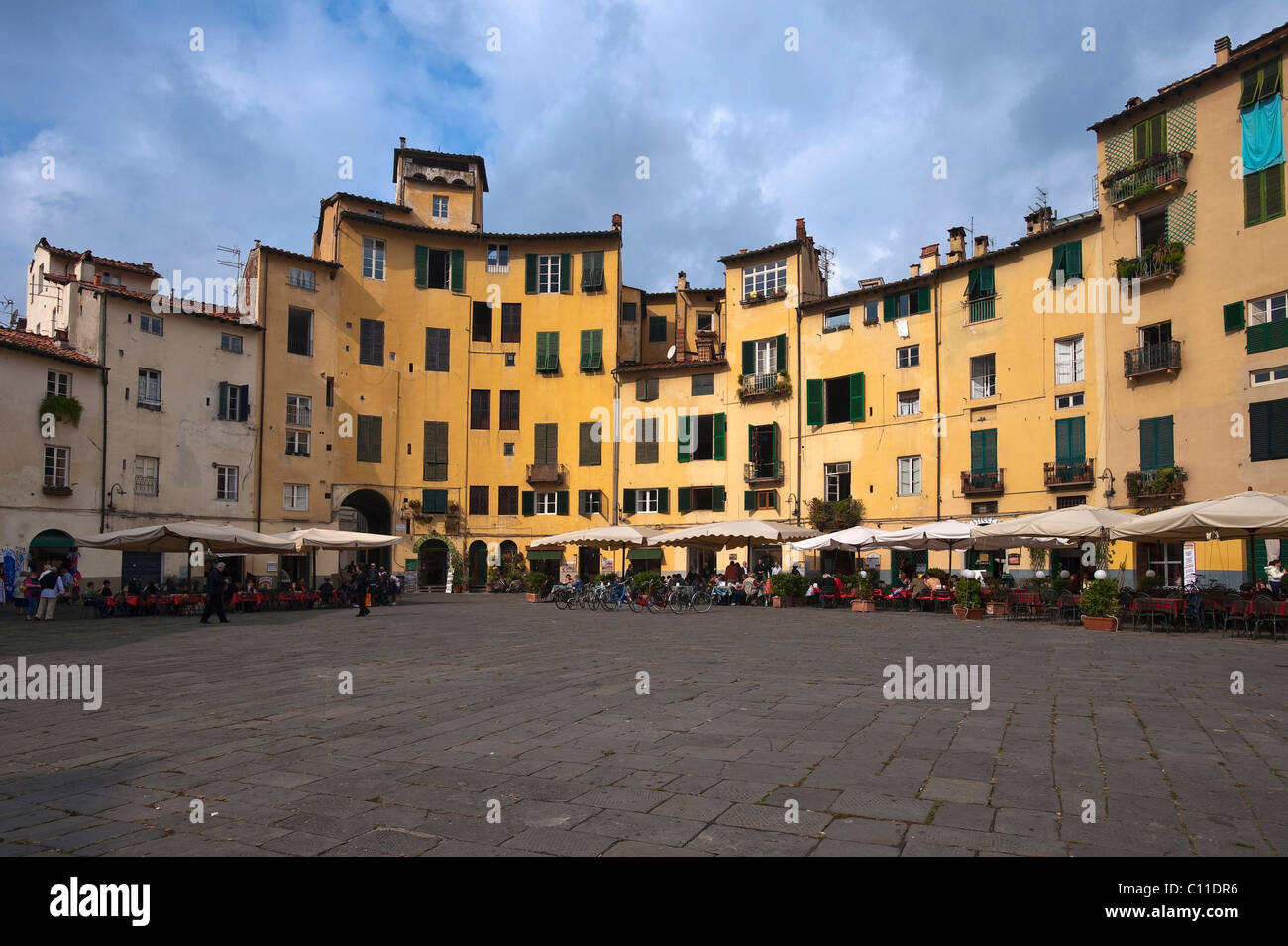 Anfiteatro exterior hi-res stock photography and images - Alamy