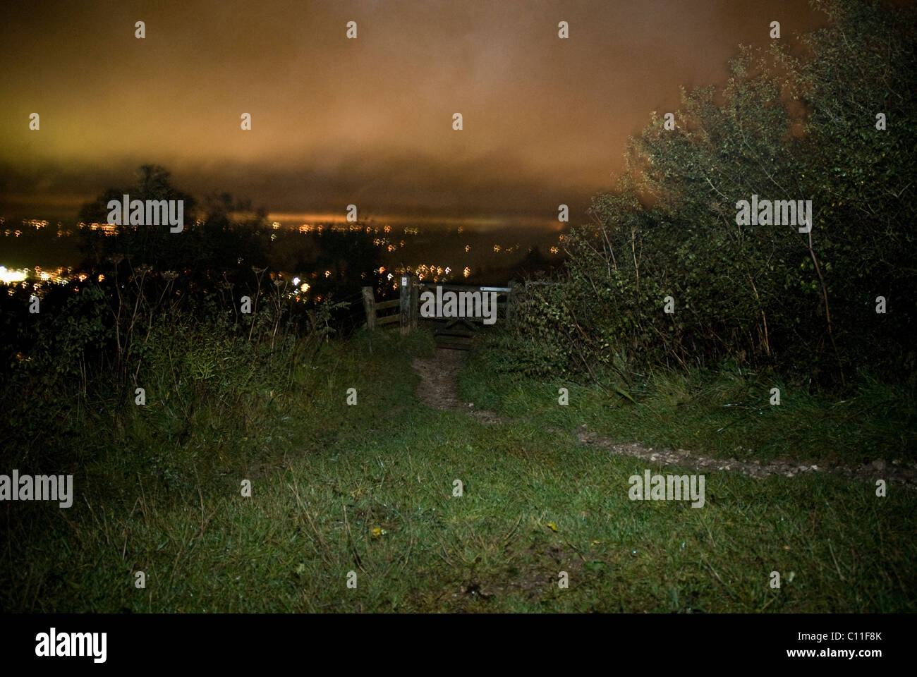 End gate hi-res stock photography and images - Alamy