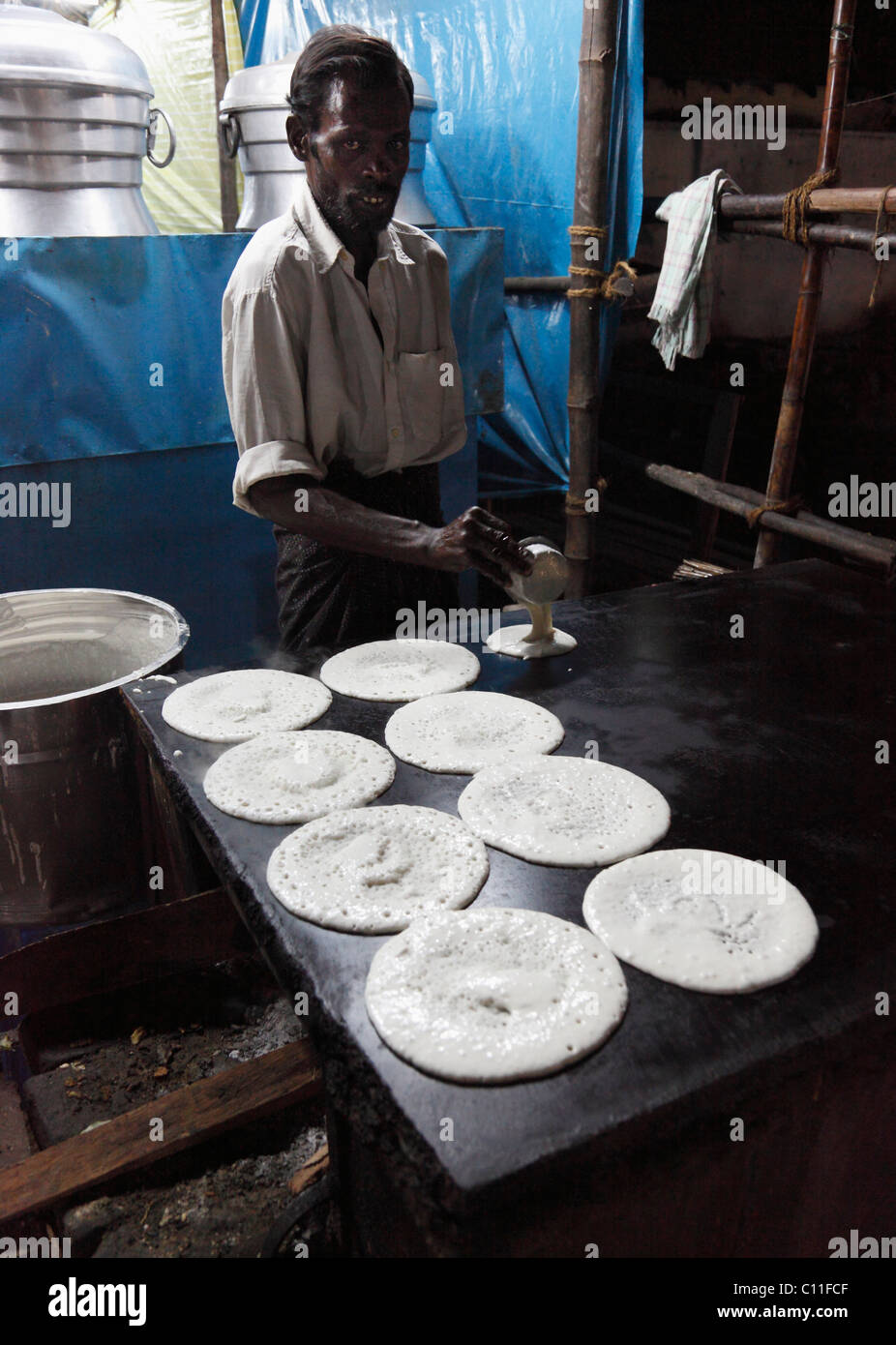 Tamil kitchen hi-res stock photography and images - Alamy