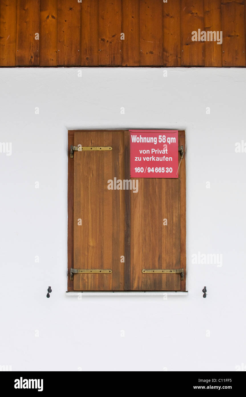 Shutter sign hi-res stock photography and images - Alamy