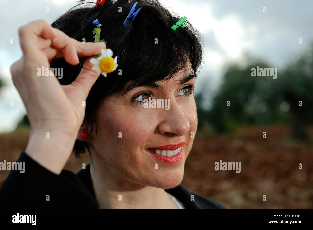 Lady staring hi-res stock photography and images - Alamy