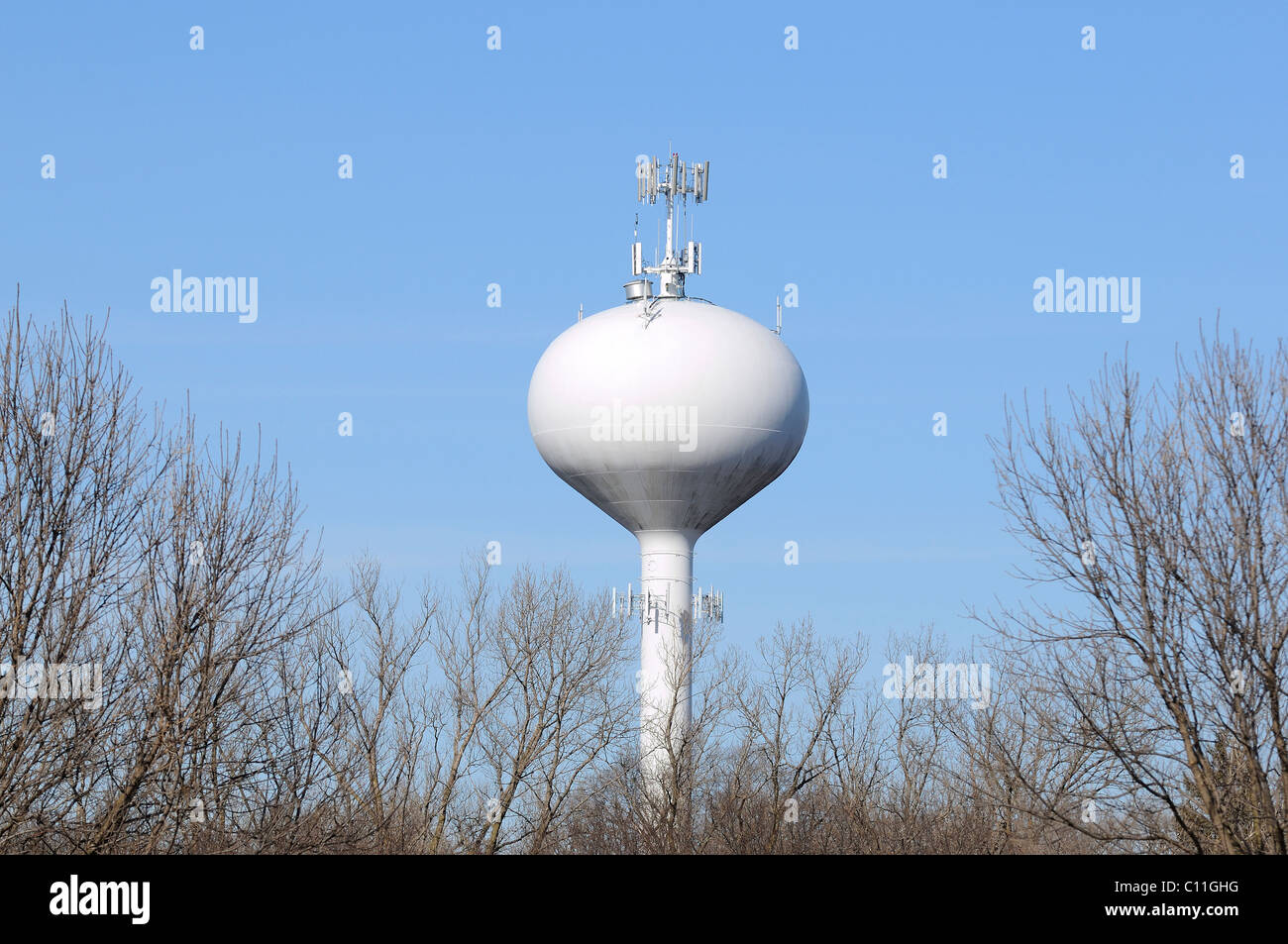 A dual purpose cell phone and water tower Stock Photo - Alamy