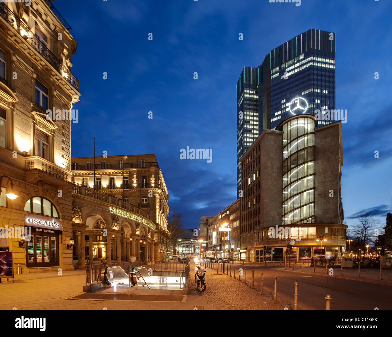 Front view of mercedes convertible or cabriolet hi-res stock ...