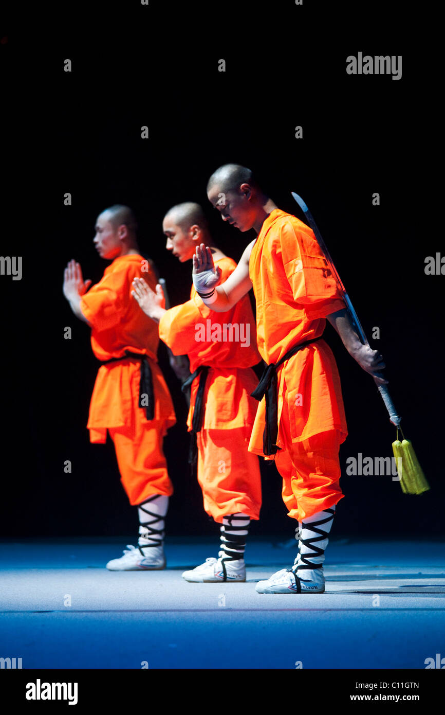 Monks from the Shaolin monastery, performance in Berlin, Germany ...