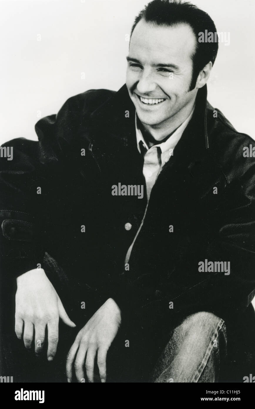 Midge ure hi-res stock photography and images - Alamy