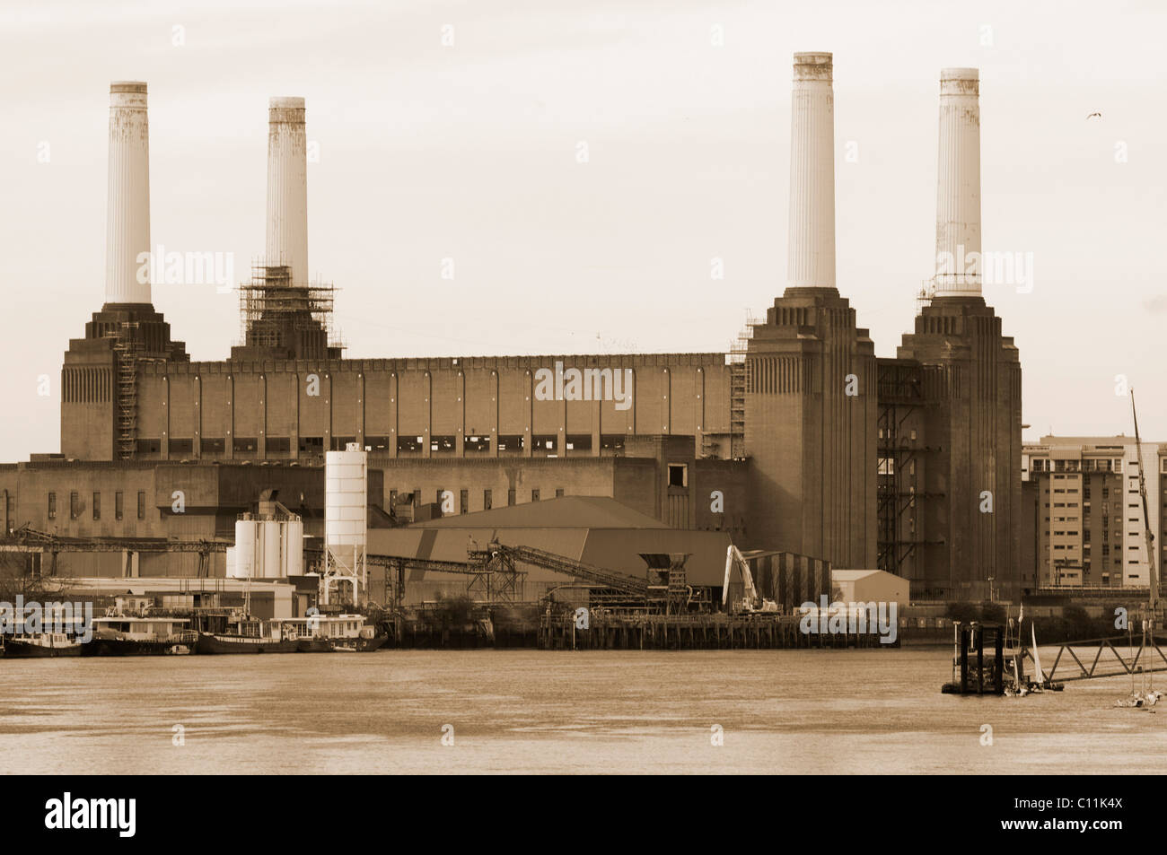 Battersea Power Station is a de-commissioned coal-fired power station ...