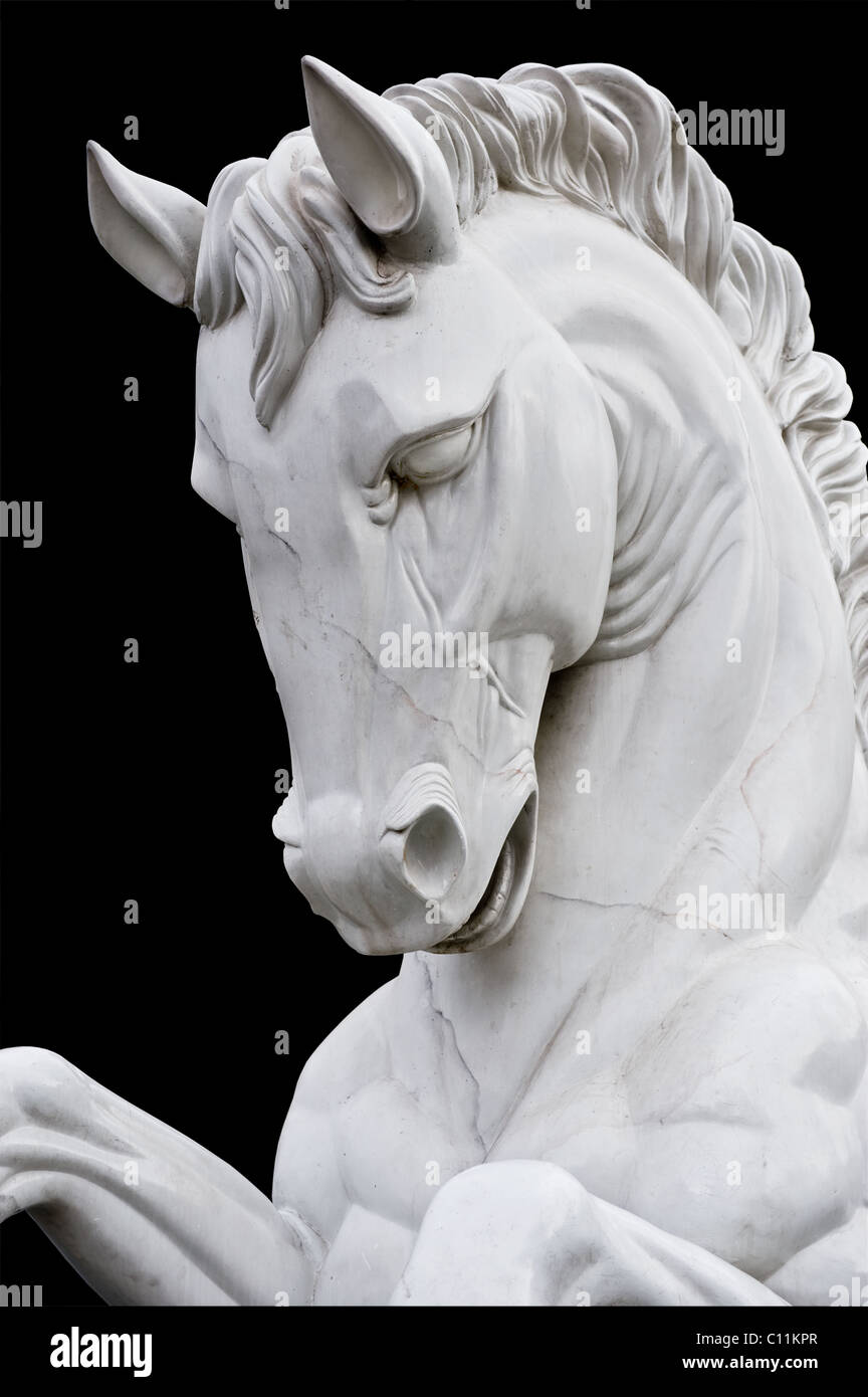 Black horse sculpture hi-res stock photography and images - Alamy