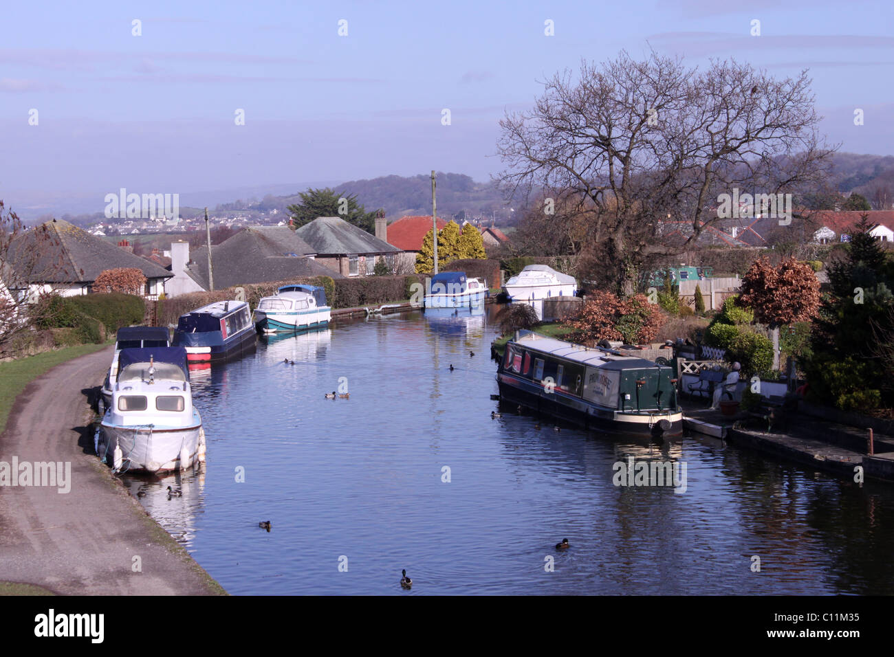 Boats on Lancaster Canal at Hest Bank Stock Photo - Alamy