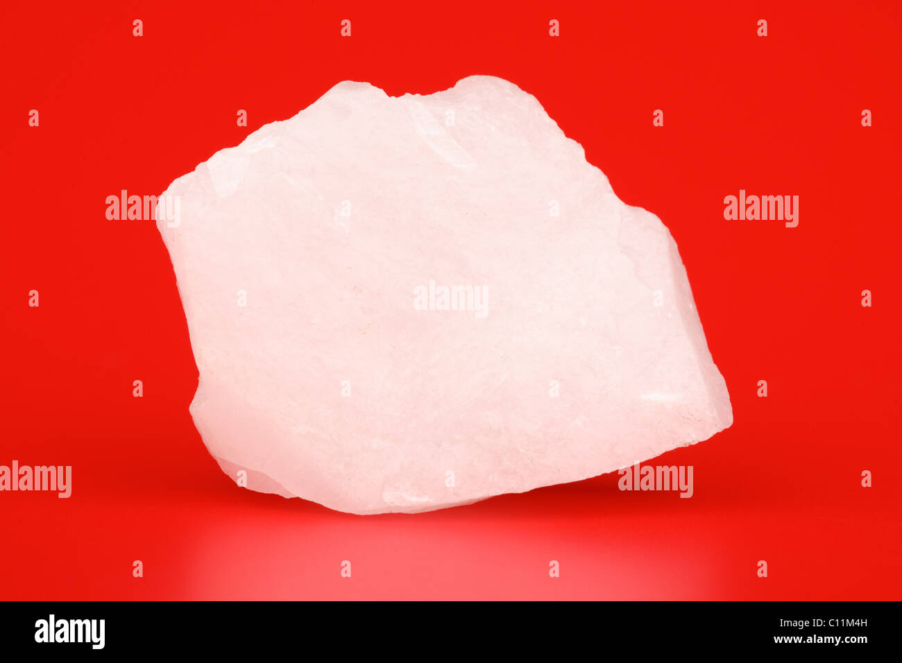 Quartz rock sample hi-res stock photography and images - Alamy