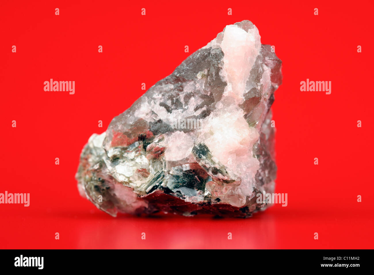 White mica hi-res stock photography and images - Alamy
