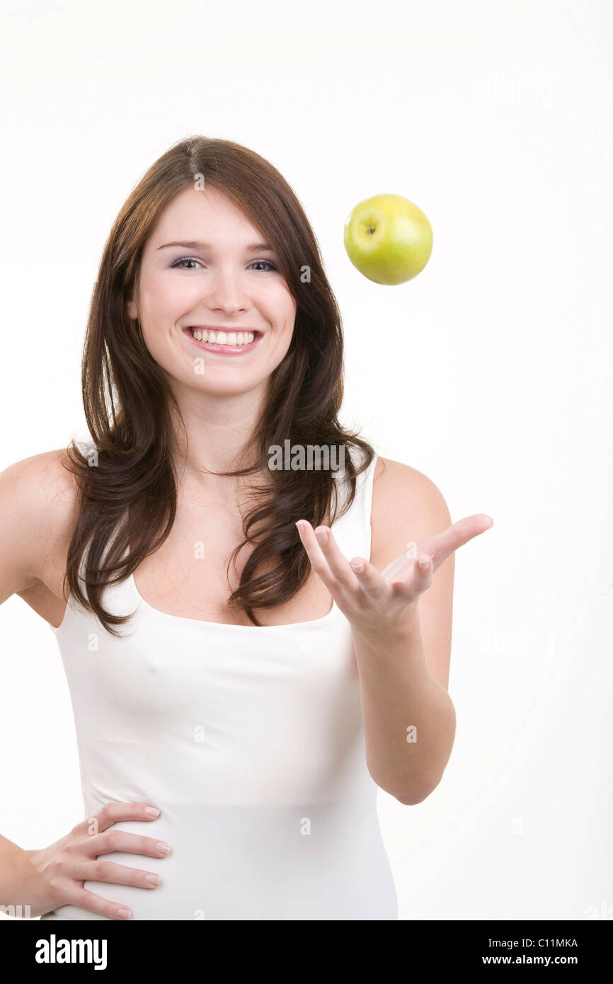 Throwing apples hi-res stock photography and images - Alamy