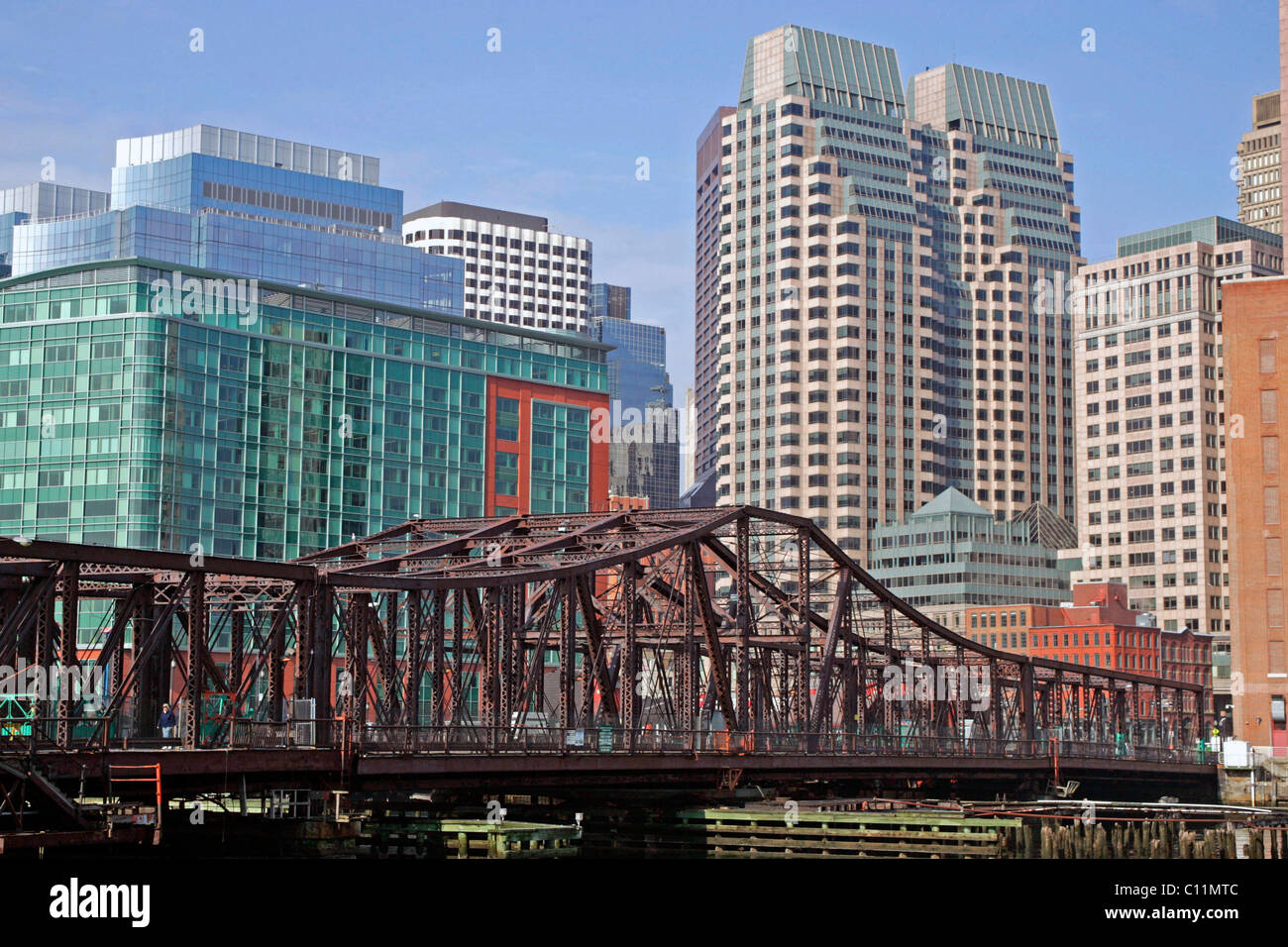 Skyline, Northern Ave Bridge, Boston, Massachusetts, New England, USA ...