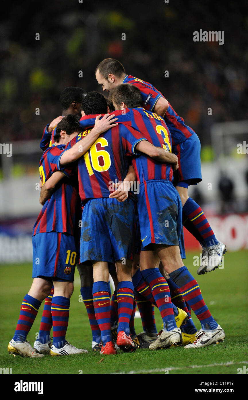 FC Barcelona celebrating a goal Stock Photo - Alamy