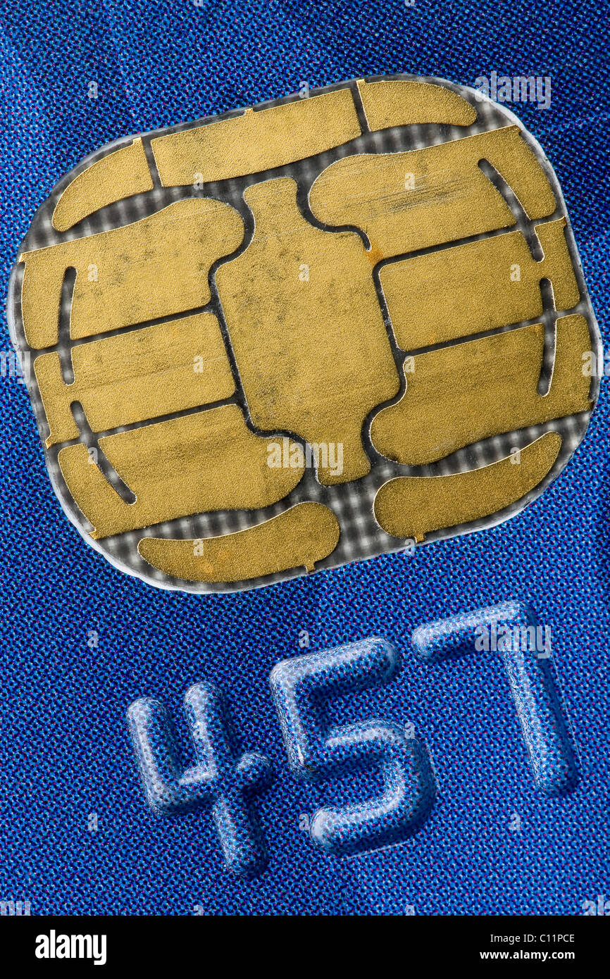 Bank card chip hi-res stock photography and images - Alamy