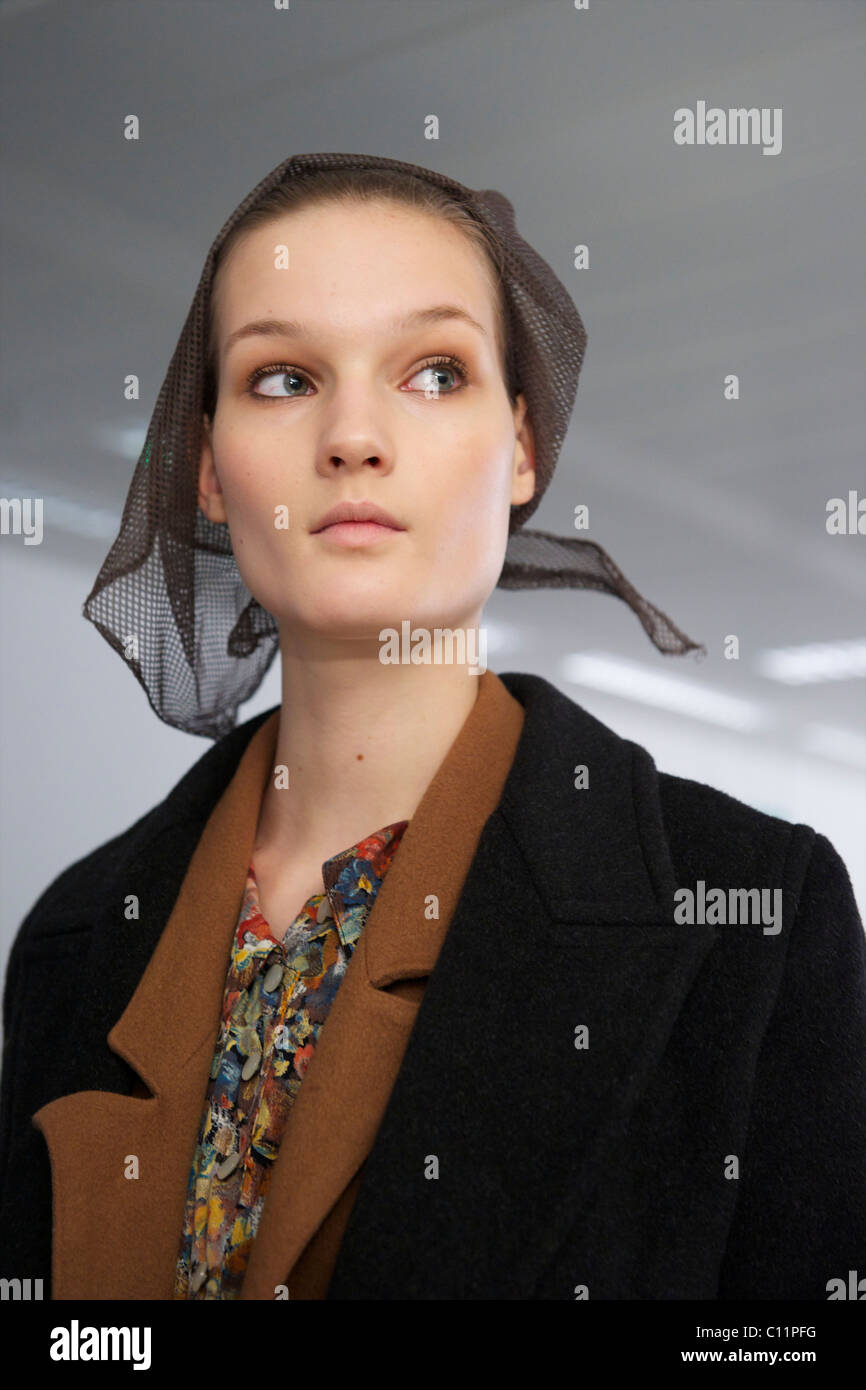 Models line up backstage before Jonathan Saunders autumn 2011 ...