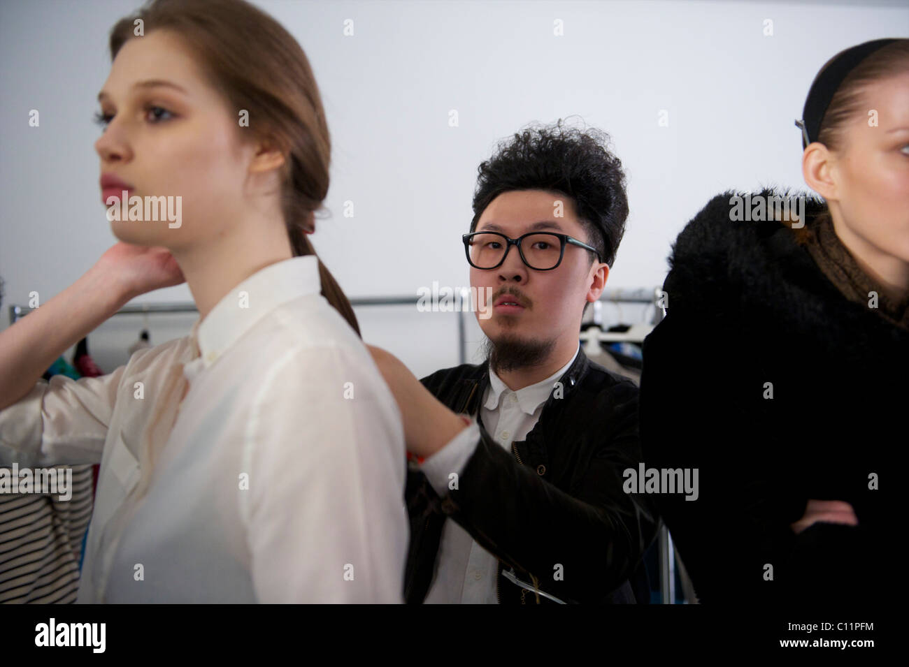 Asian models backstage hi-res stock photography and images - Alamy
