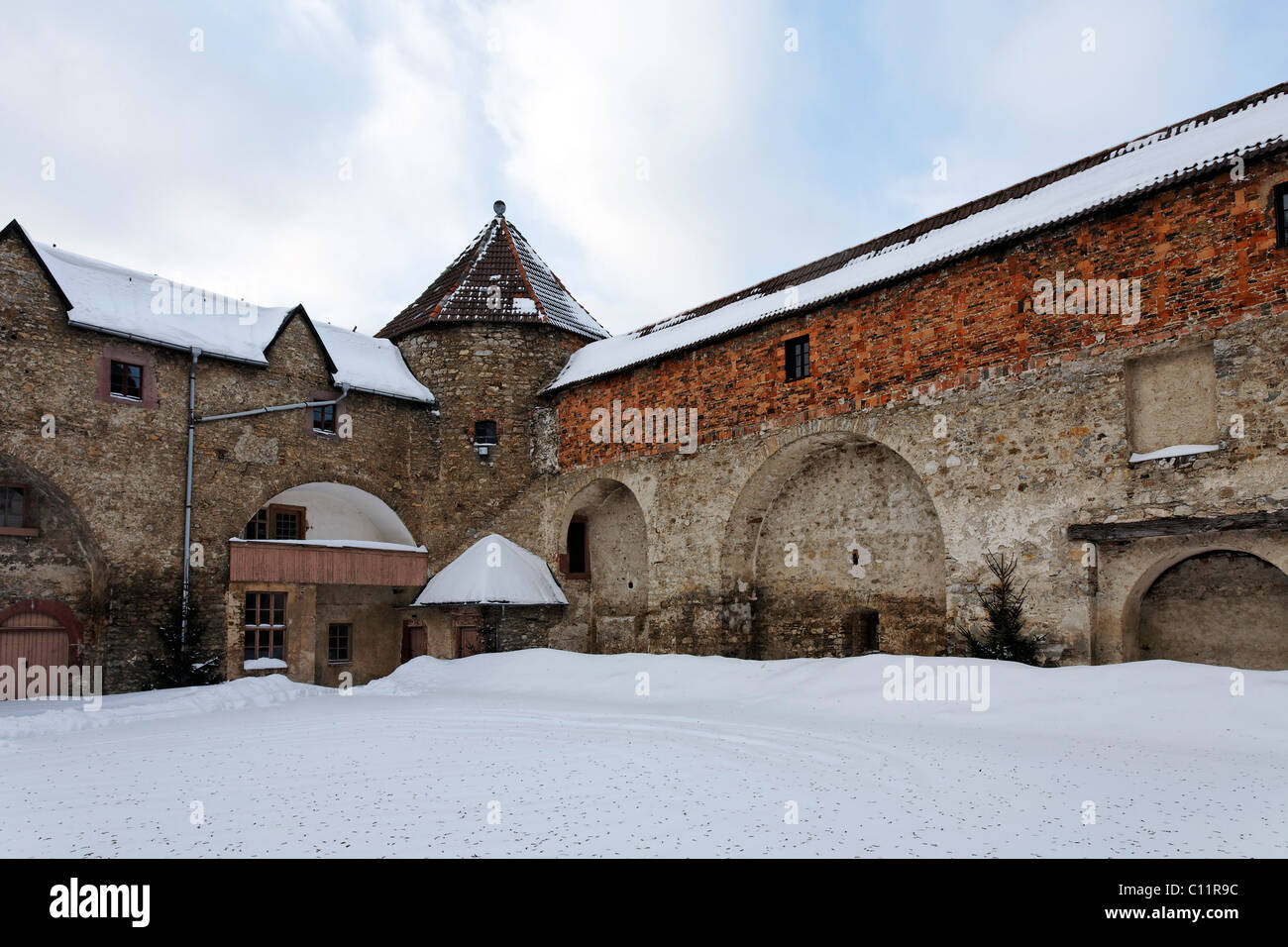 Medieval walls, courtyard of Harzgerode Castle, Harz, Saxony-Anhalt ...