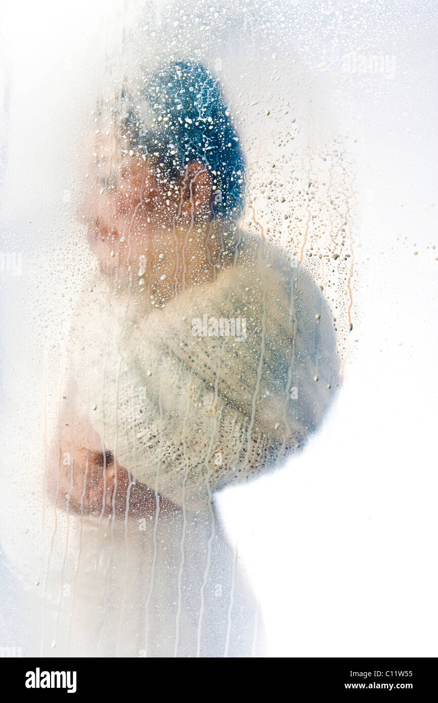 Frosted glass hi-res stock photography and images - Alamy