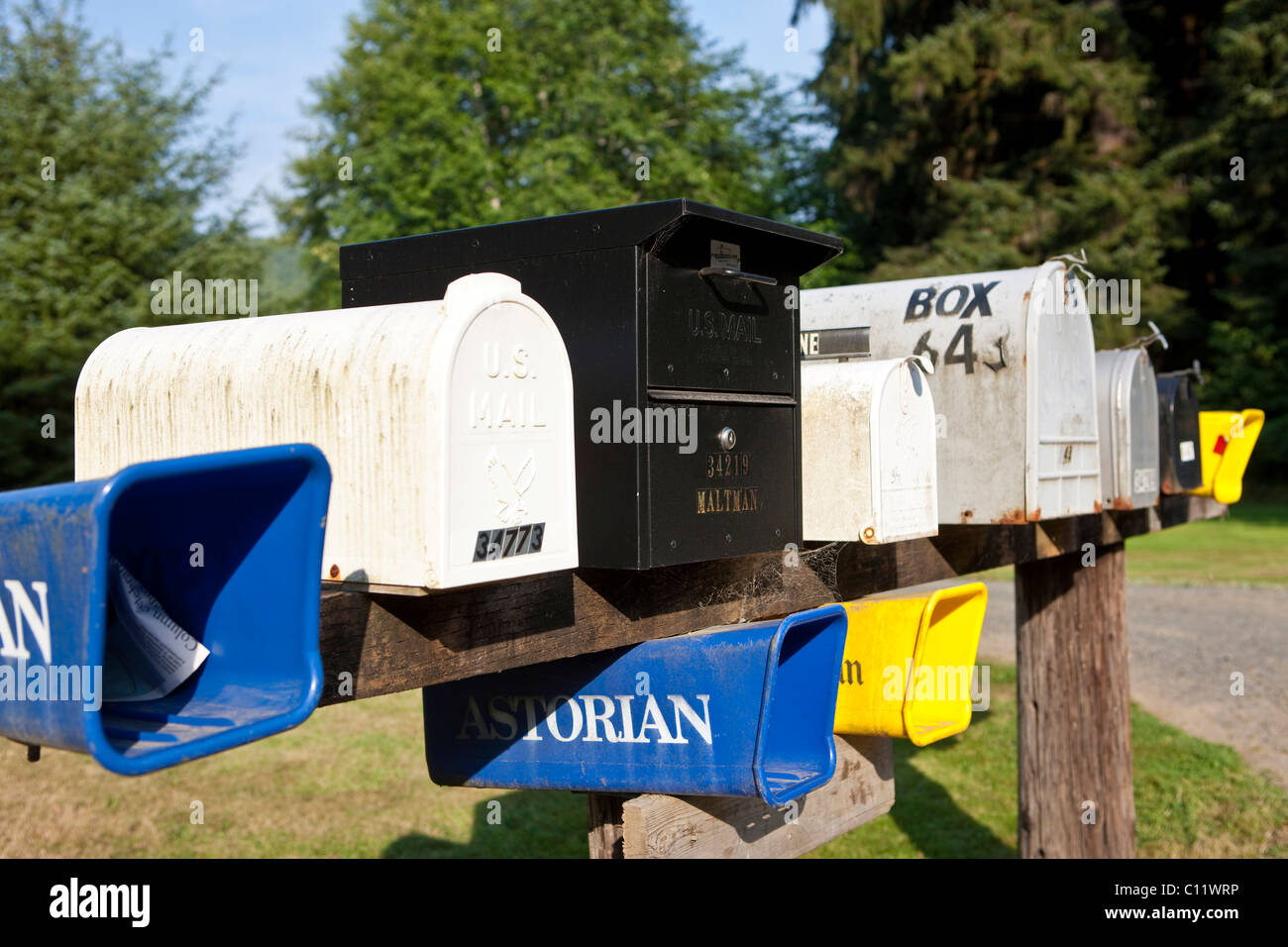 Roadside Mailbox High Resolution Stock Photography and Images - Alamy