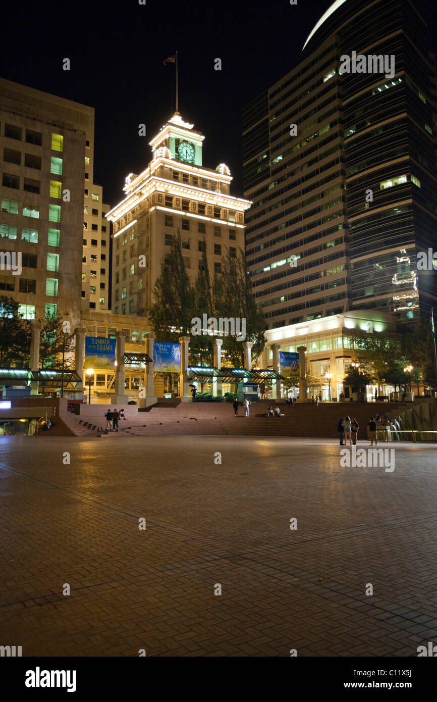 View of the Pioneer Courthouse Square and the Jackson Tower, Portland ...