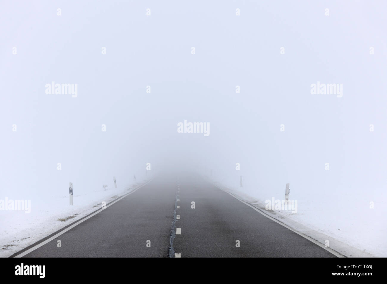 During heavy fog hi-res stock photography and images - Alamy