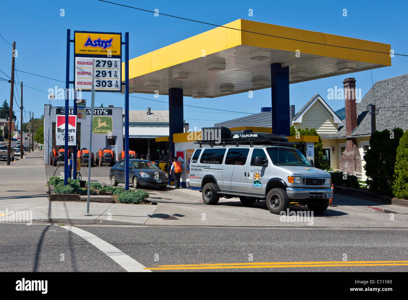 Gas van hi-res stock photography and images - Alamy