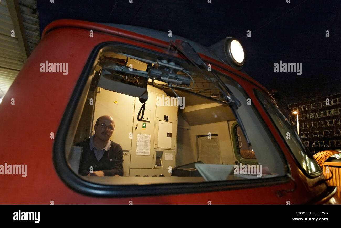 Train driver hi-res stock photography and images - Alamy