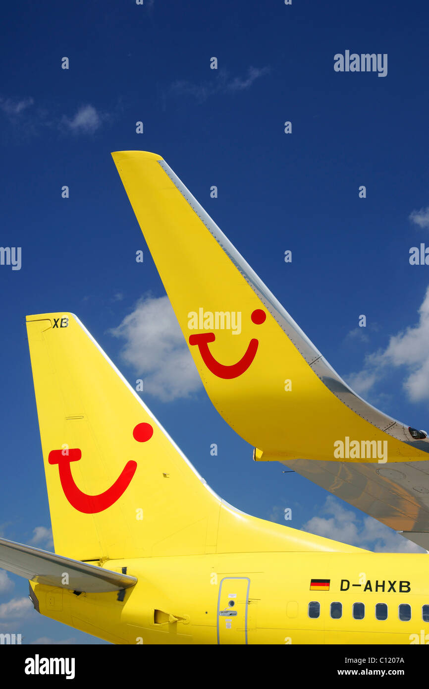 Plane, tail unit, Tui Fly, Boeing 737 Stock Photo - Alamy