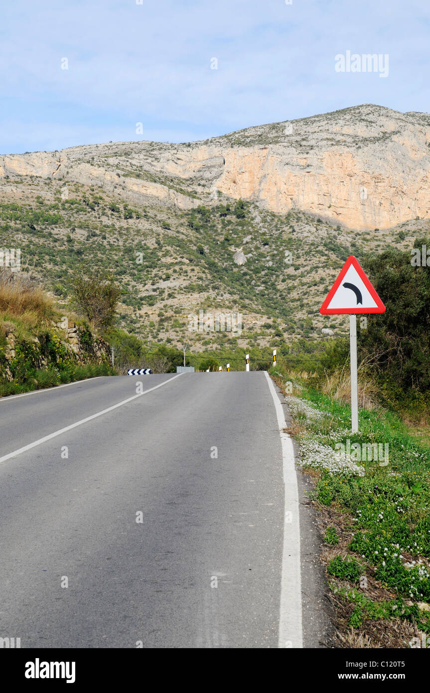 Hairpin bend sign hi-res stock photography and images - Alamy