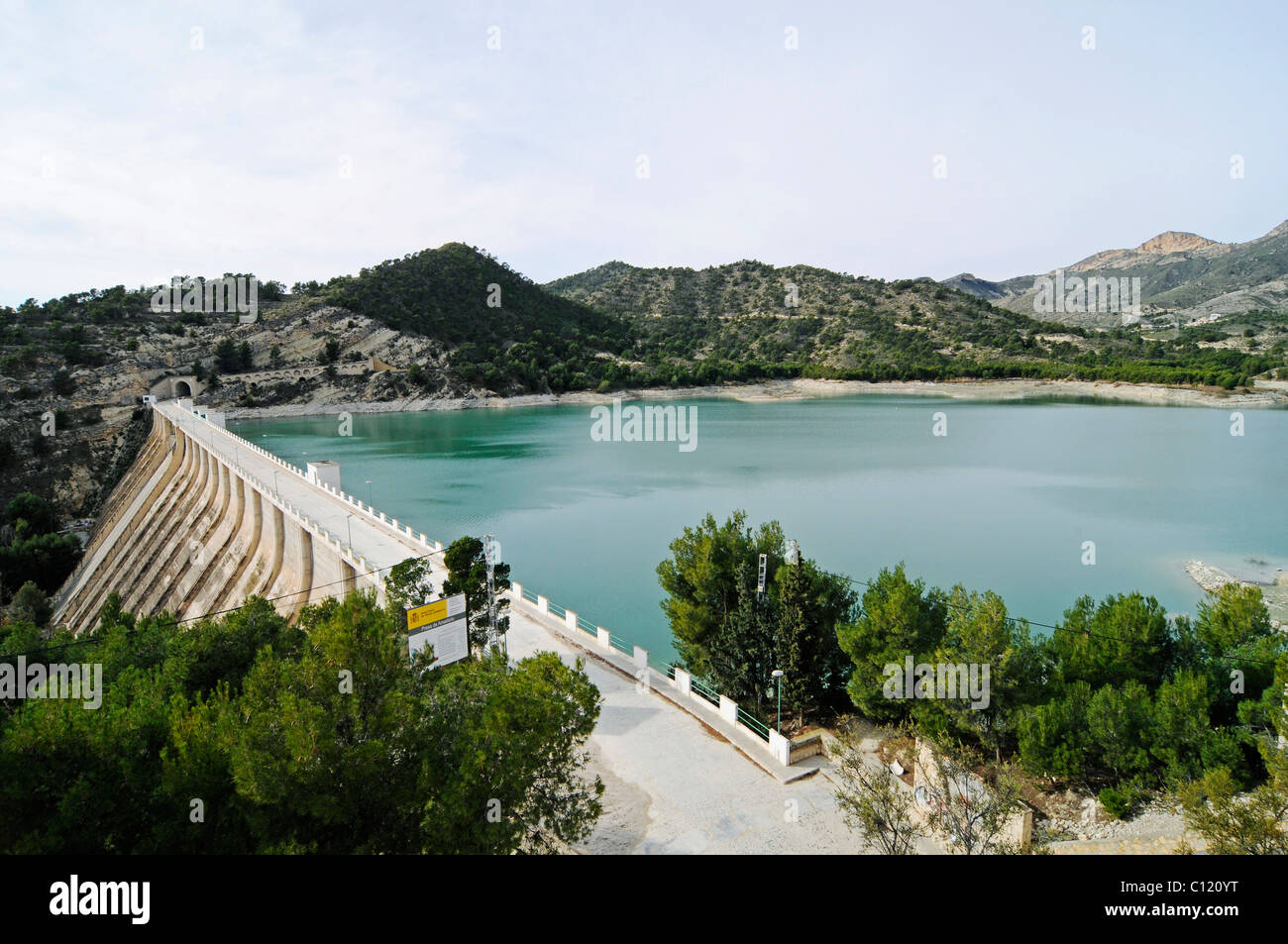 Embalse del Rio Amadorio, reservoir of the Rio Amadorio river, dam ...