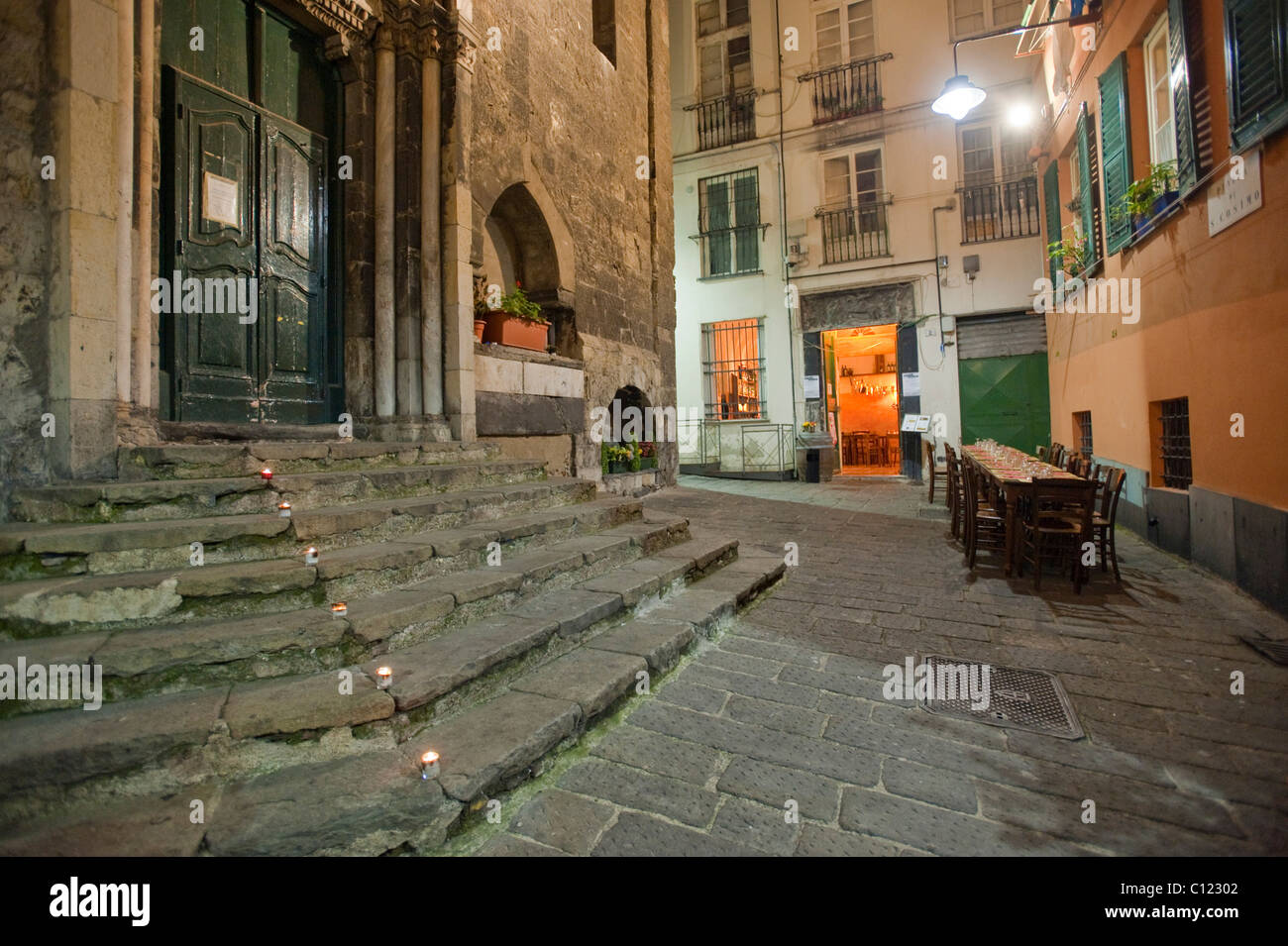 Restaurant in a narrow street, Genova, Genoa, Liguria, Italy, Europe ...