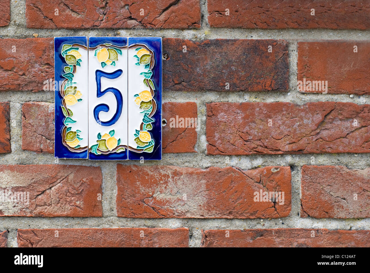 House number plate hi-res stock photography and images - Alamy